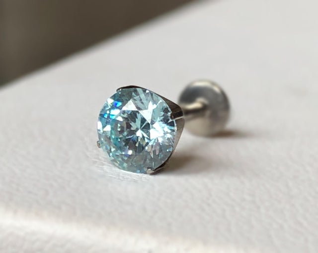 Nostril, Earlobe, Cartilage, Conch, Labret | Diamond Heart Studios